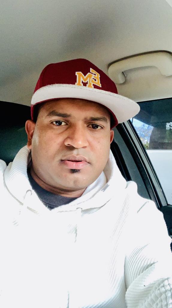 FlingFinder Melbourne Online Dating: Doncaster Men: "Tiv"